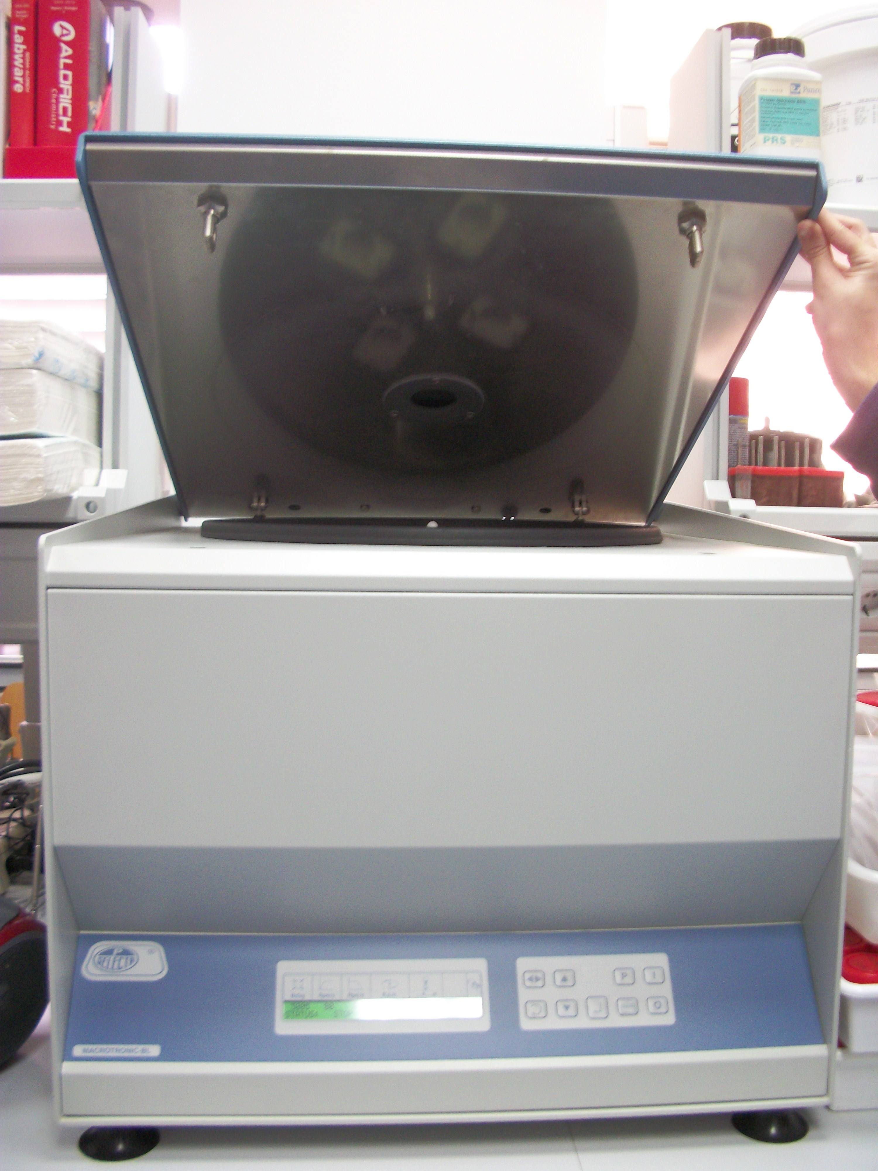 Instalaciones y equipamiento | EDAFOLOGÍA AMBIENTAL, QUÍMICA Y TECNOLOGÍA AGRÍCOLA